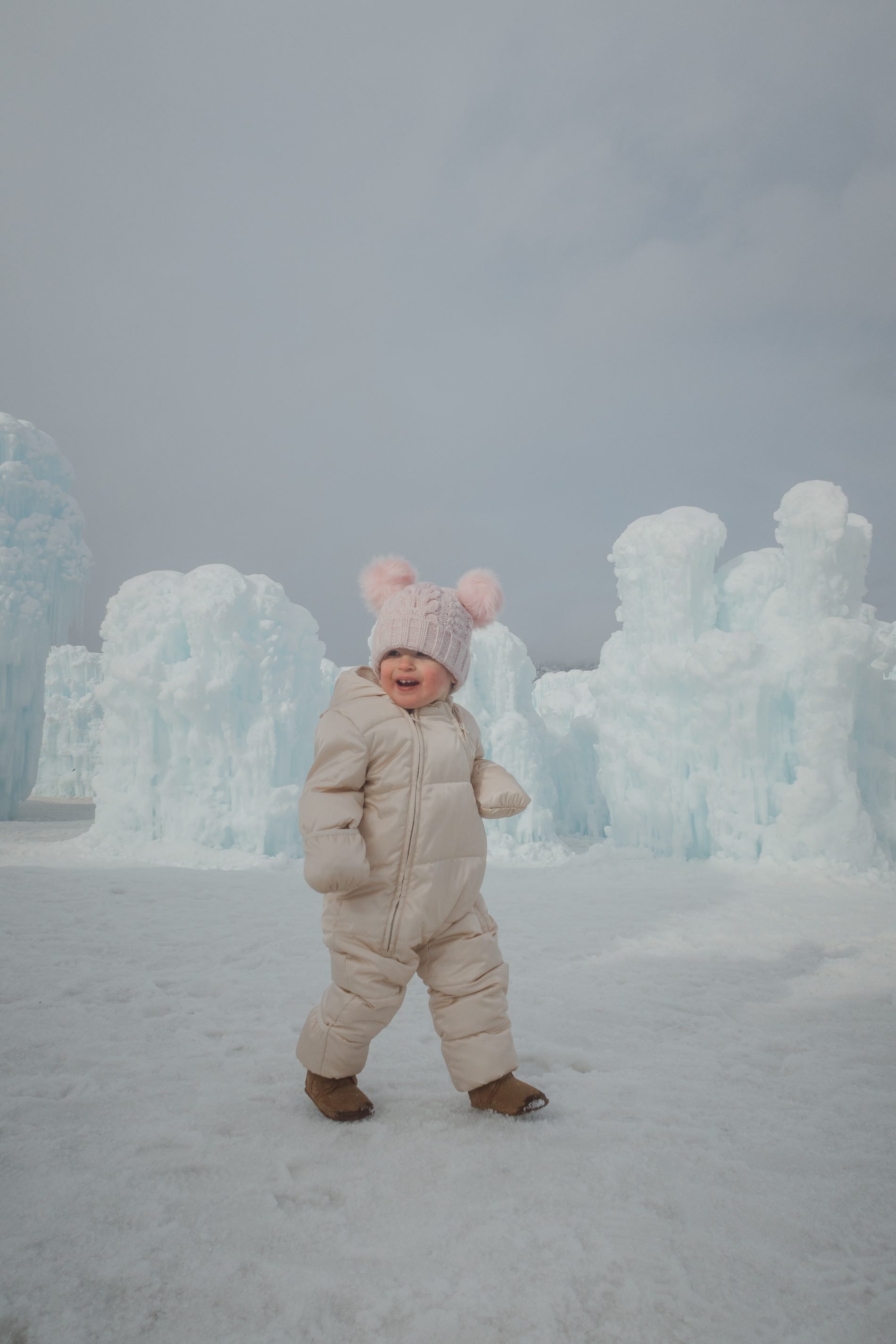 How To Do The Ice Castles With Toddlers | Kelsey Bang