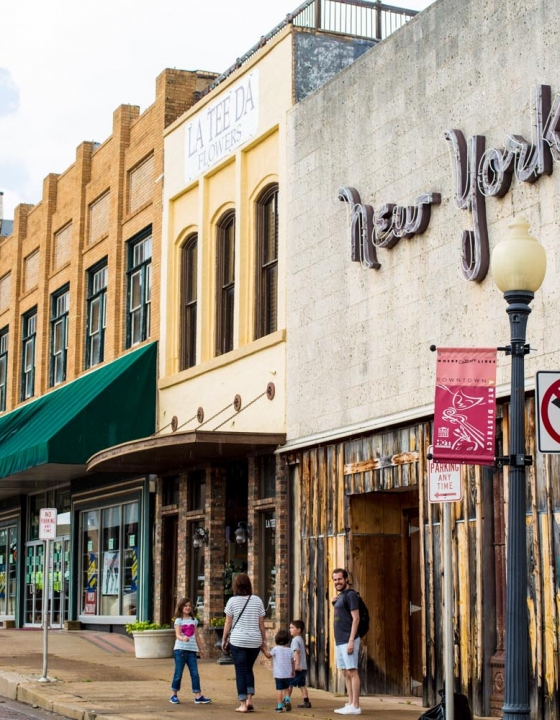 downtown disney afternoon :) | Kelsey Bang